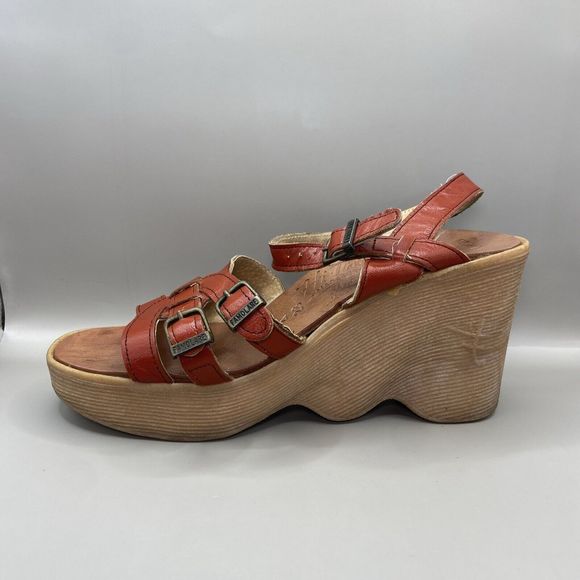 Famolare | Shoes | Vtg Famolare 97s Hi There Wavy Wedges Platform ...